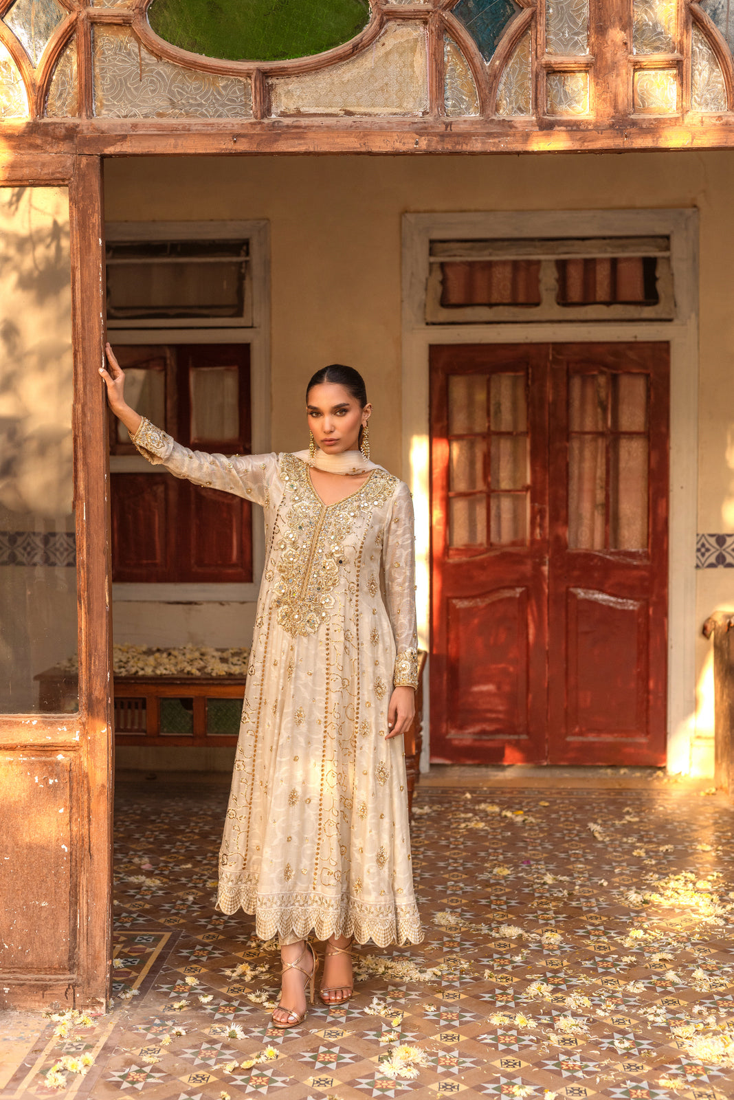 Sana Abbas Designer – Sana Abbas Global