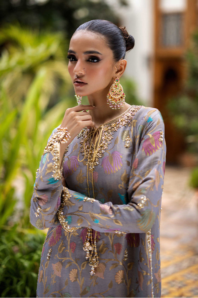 Sana Abbas Designer – Sana Abbas Global